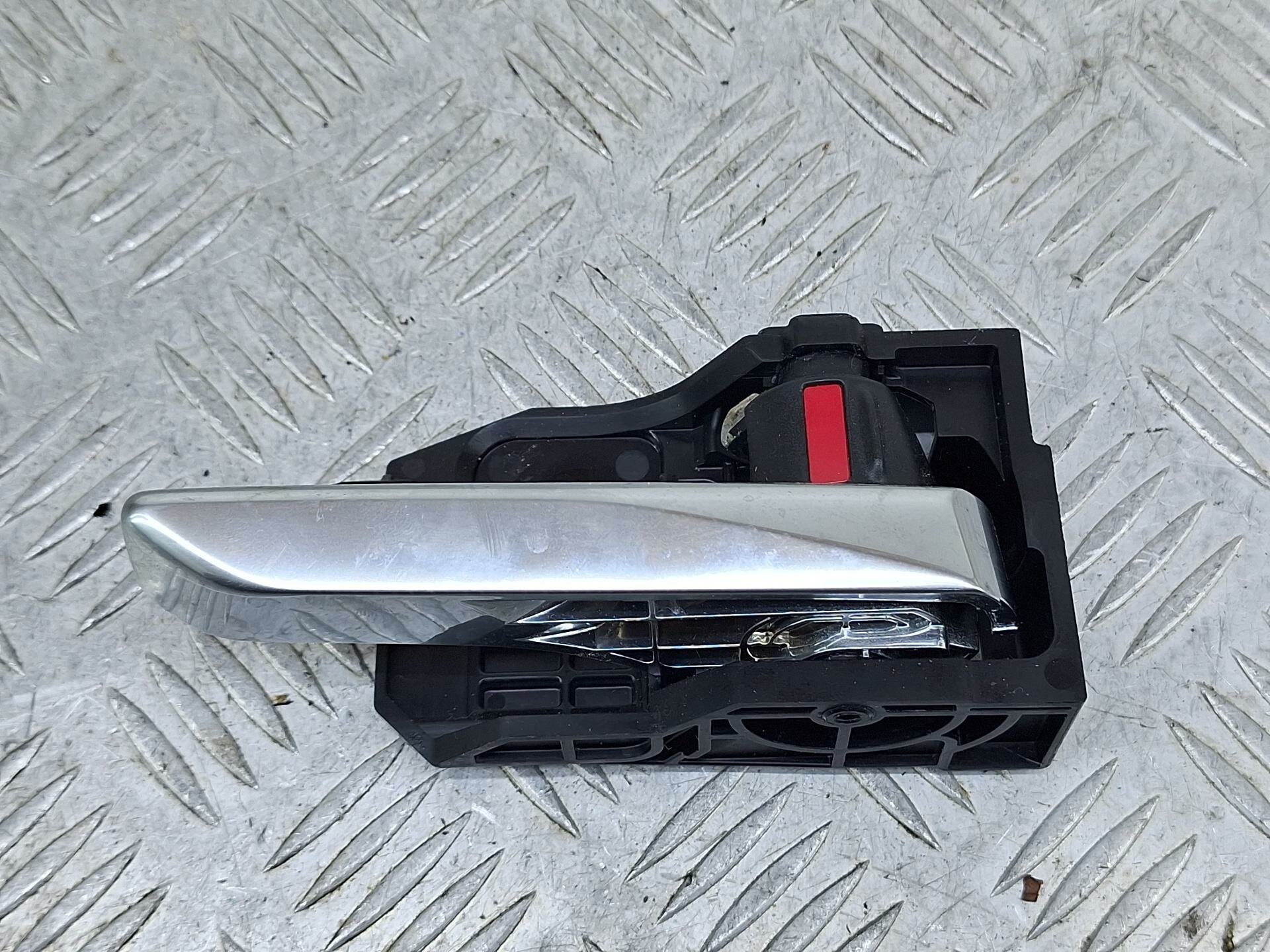 Ручка внутренняя двери правой Mazda 6 3 2-й рест. 2020