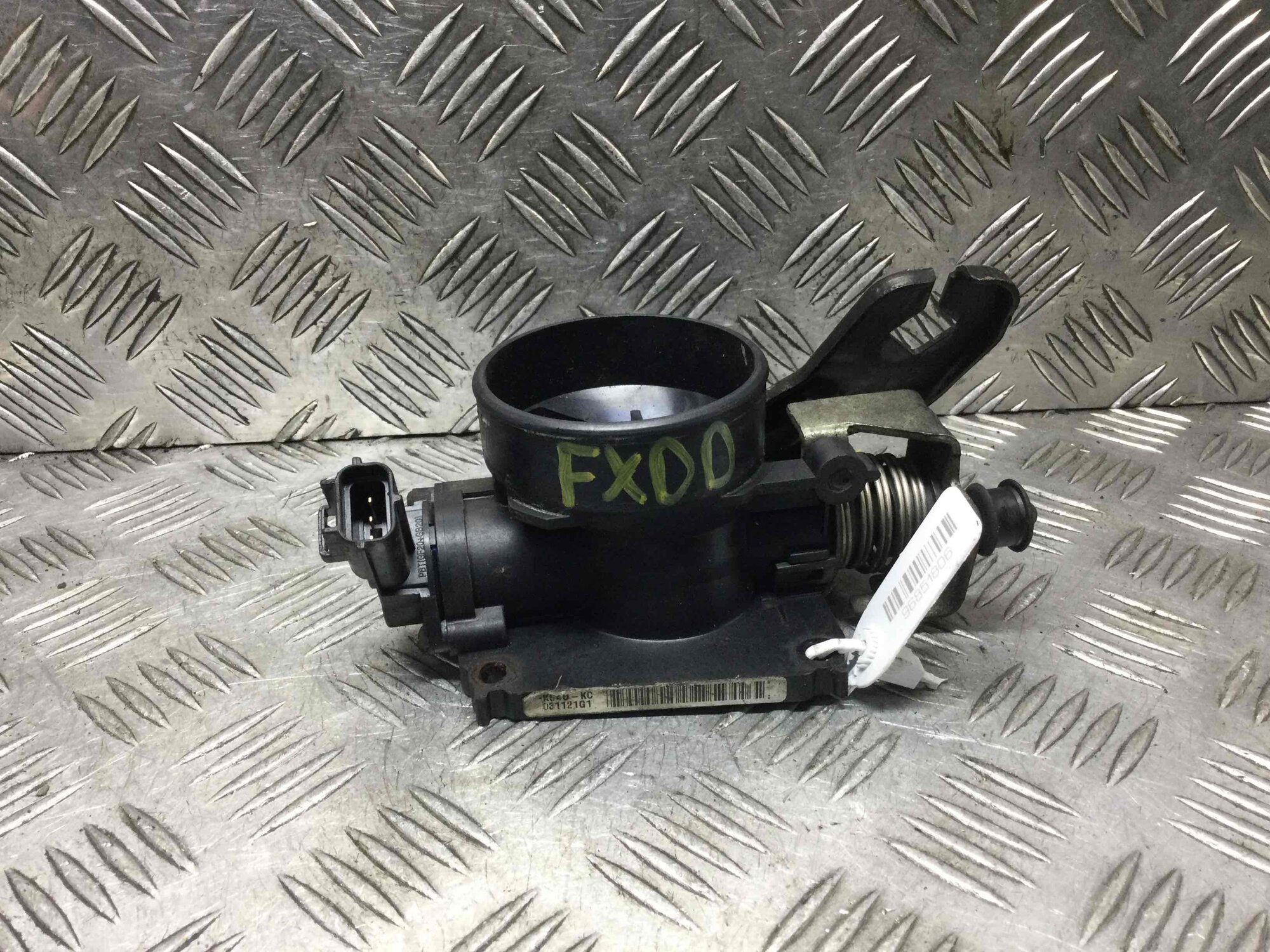 Б/У Заслонка дроссельная Ford Focus 1 поколение [рестайлинг] (2001-2005) 2003 г.