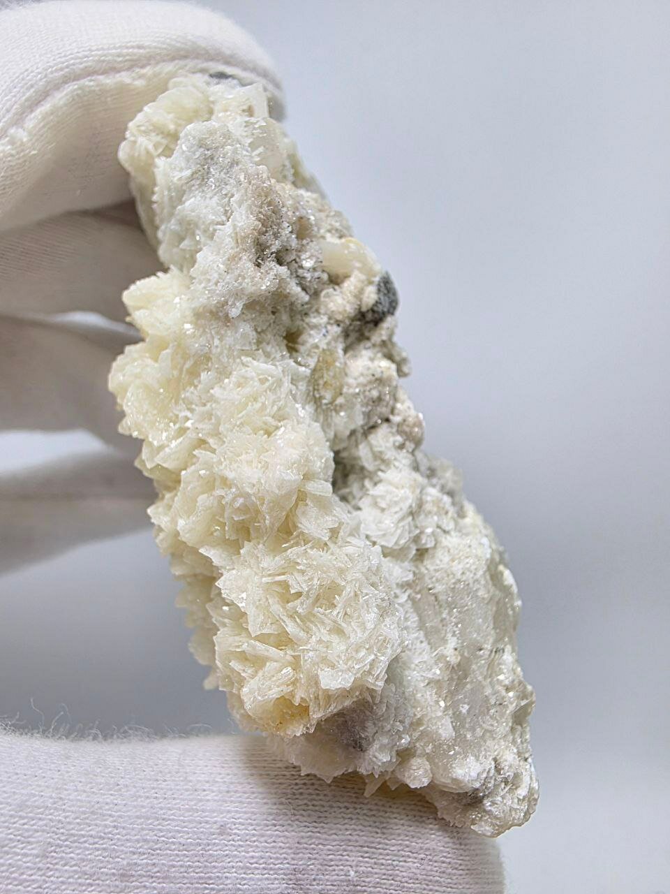 Барит минерал коллекционный (щетка) 80 мм, 93 г. Белореченское месторождение