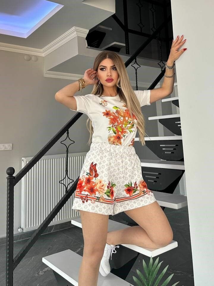 Комплект одежды