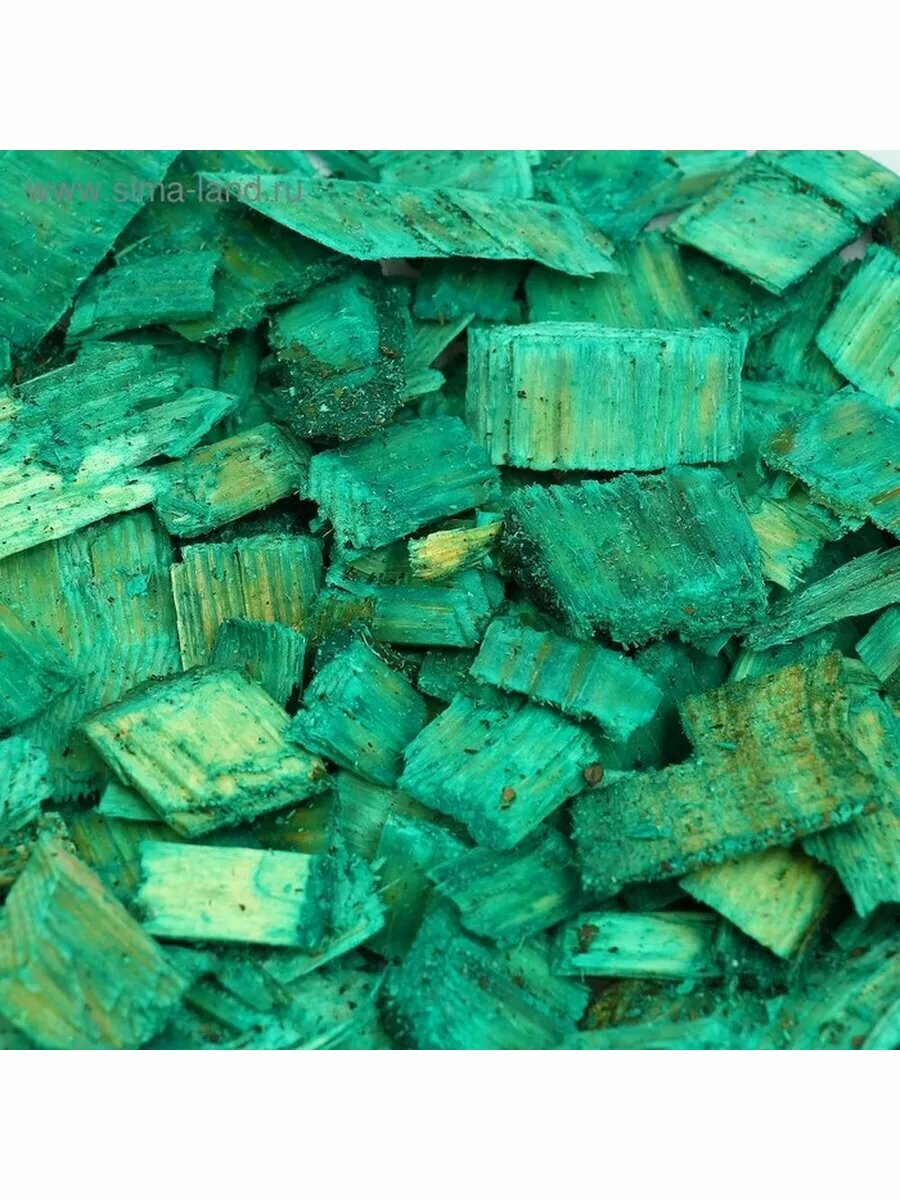 Зеленая декоративная щепа 60л — стильное мульчирование сада