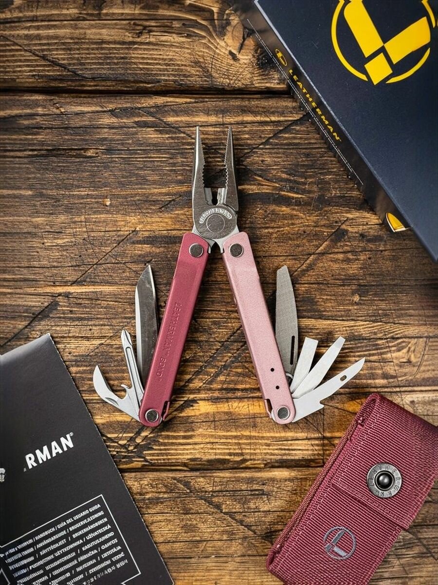 Мультитул Leatherman Bond Cranberry с чехлом на кнопке, 15 функций