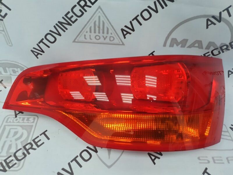 Фонарь правый Audi Q7 новый оригинал