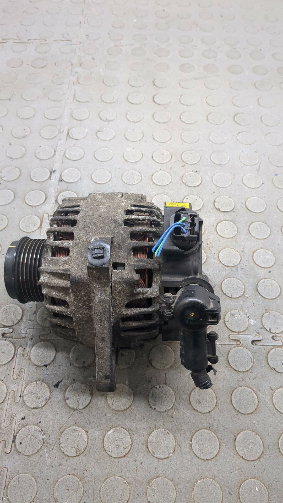 Генератор Hyundai Elantra Б/У