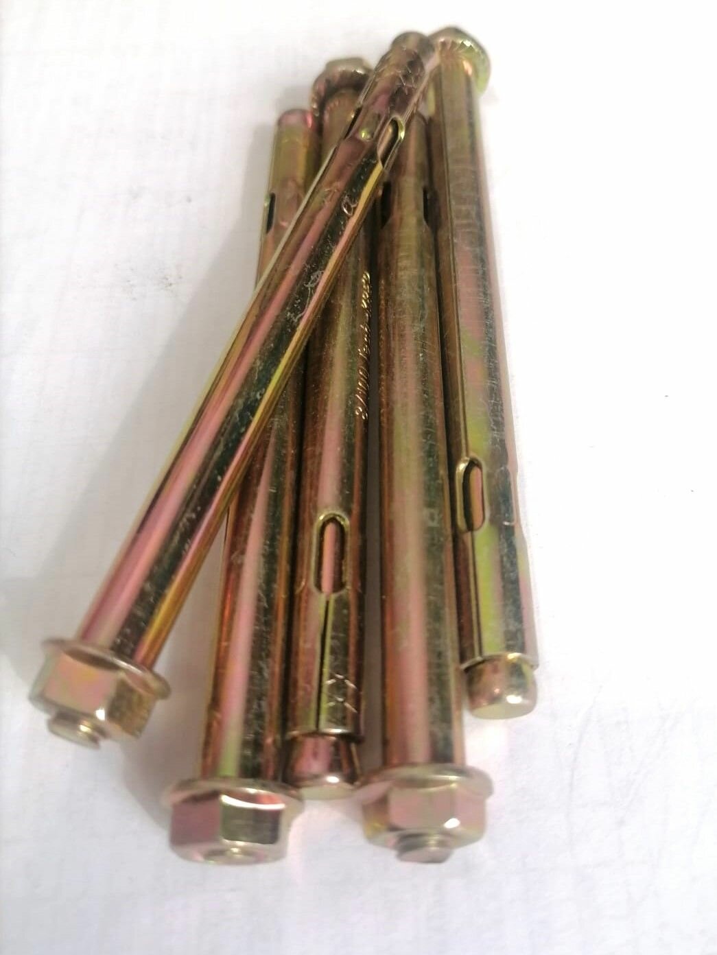 Анкерный болт с гайкой М8х100мм 26шт.