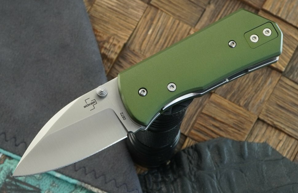 Складной нож Boker Plus Lefti, сталь 12C27