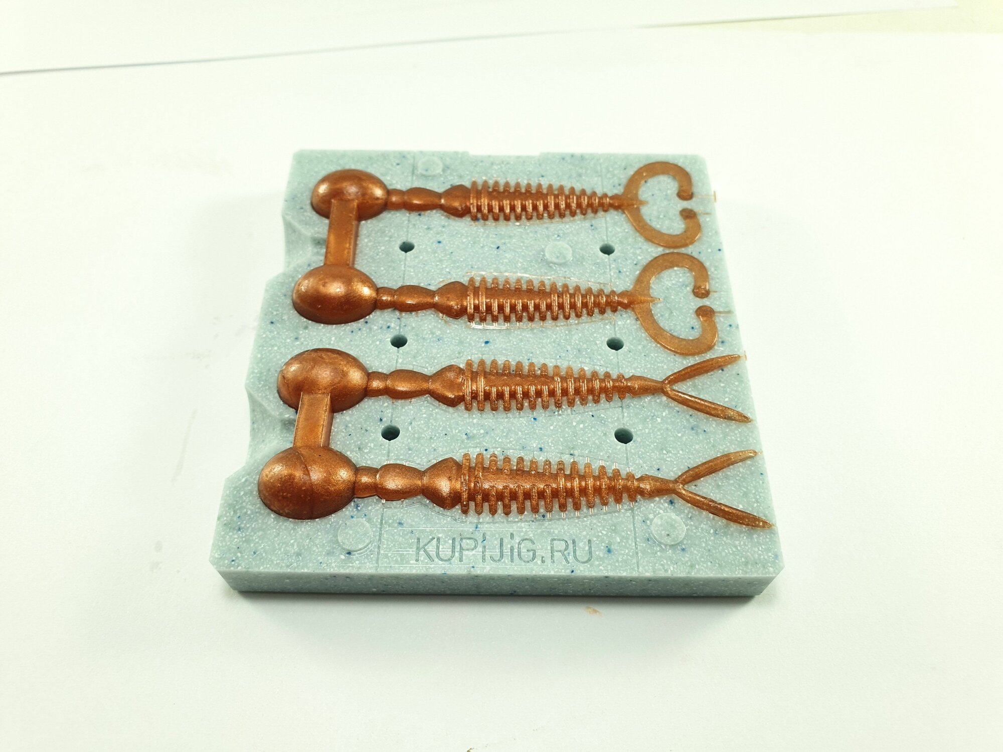 Форма под шприц для литья рыболовных силиконовых приманок Набор № 6 Tsunekichi-Mix 2" 60 мм х 4 места