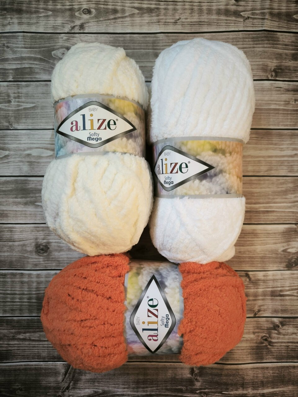 Пряжа Alize Softy Mega, цвет белый, молочный, оранжевый, набор 3 мотка, вес мотка 100 гр, длина нити 70 м (Ализе Софти Мега)