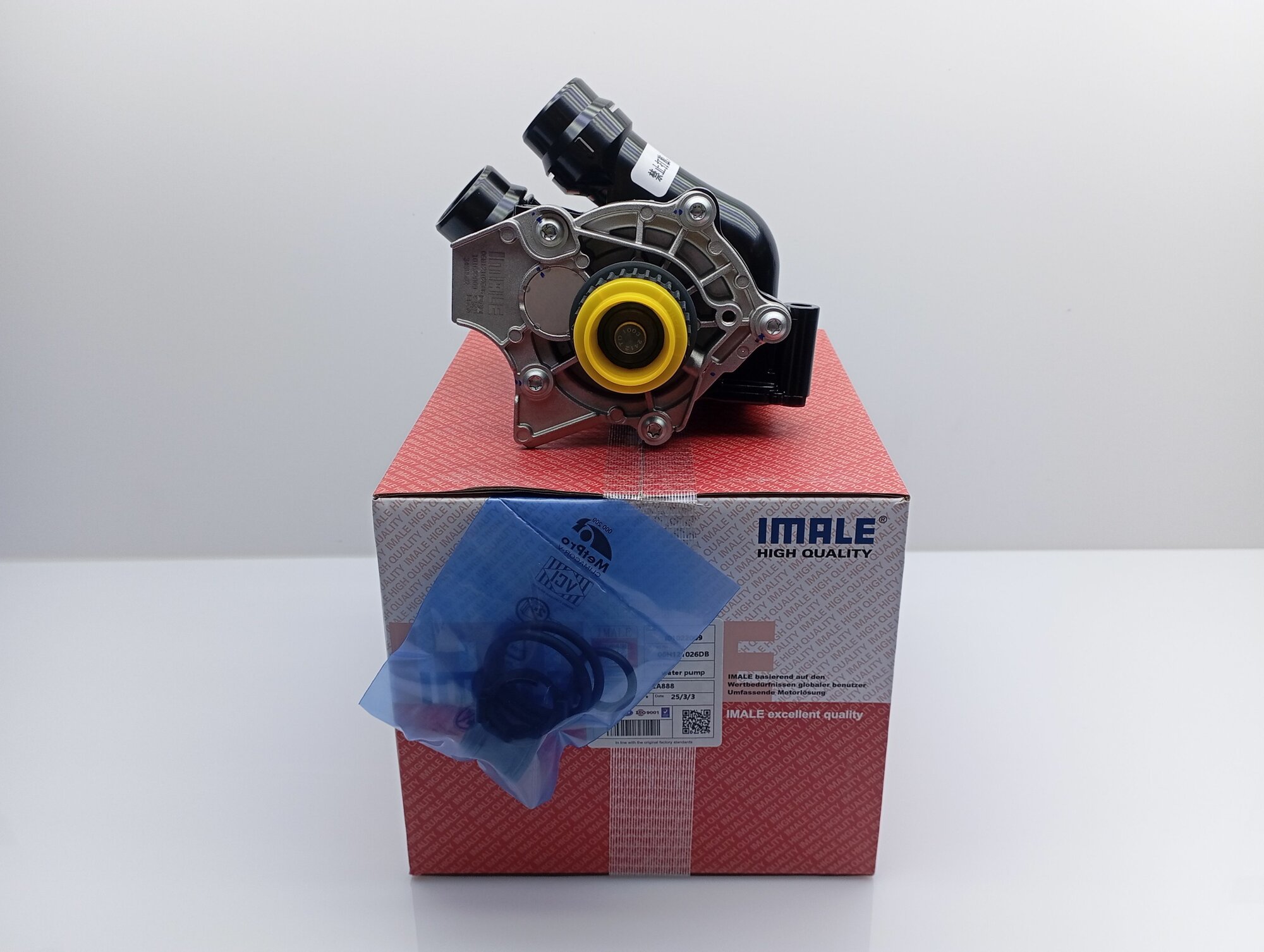 Новый насос системы охлаждения (Помпа) VАG VW АUDI 1.8 2.0 IMALE/IMLENG I01022009 06Н121026DС