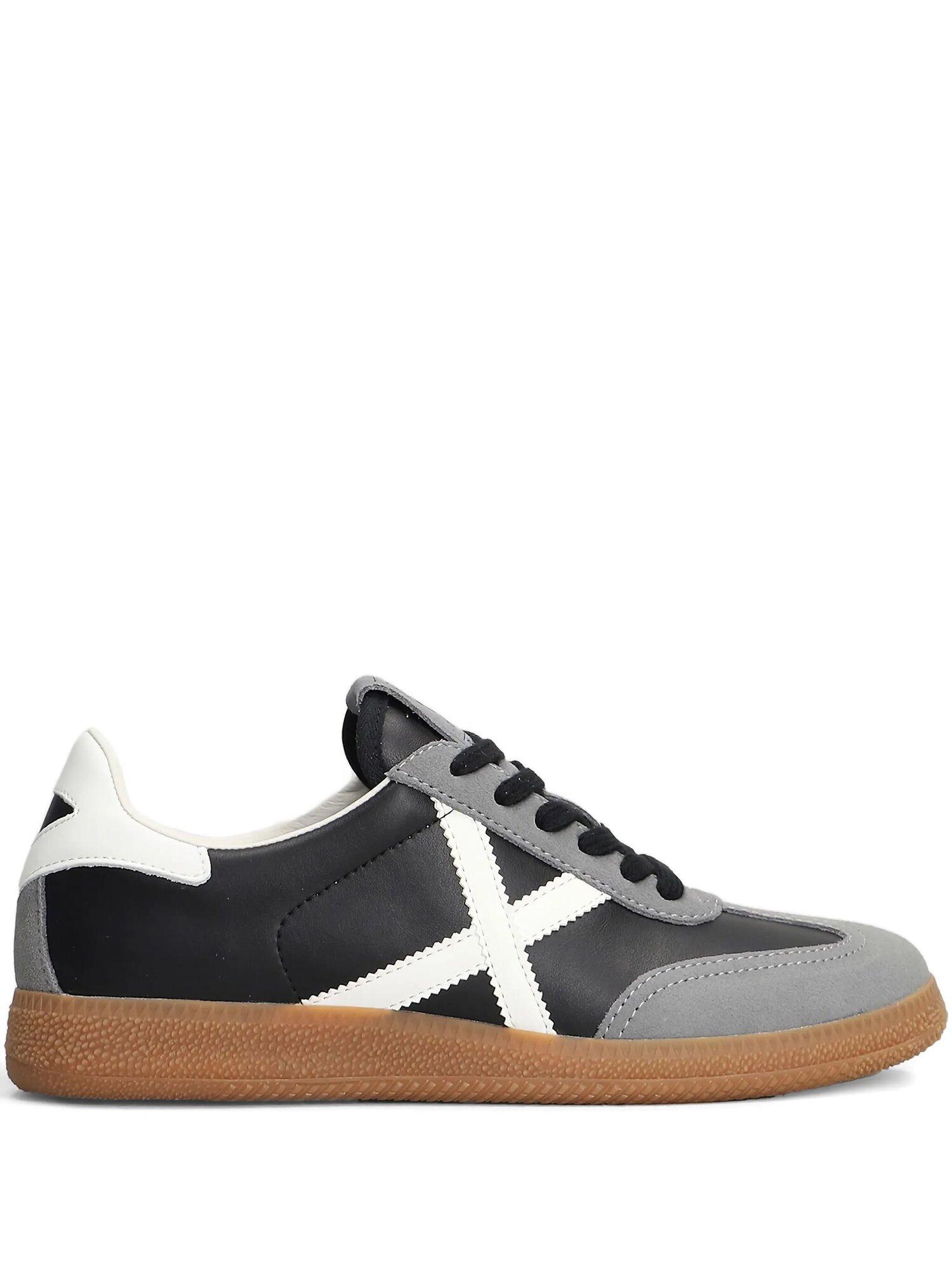 Кроссовки Barru