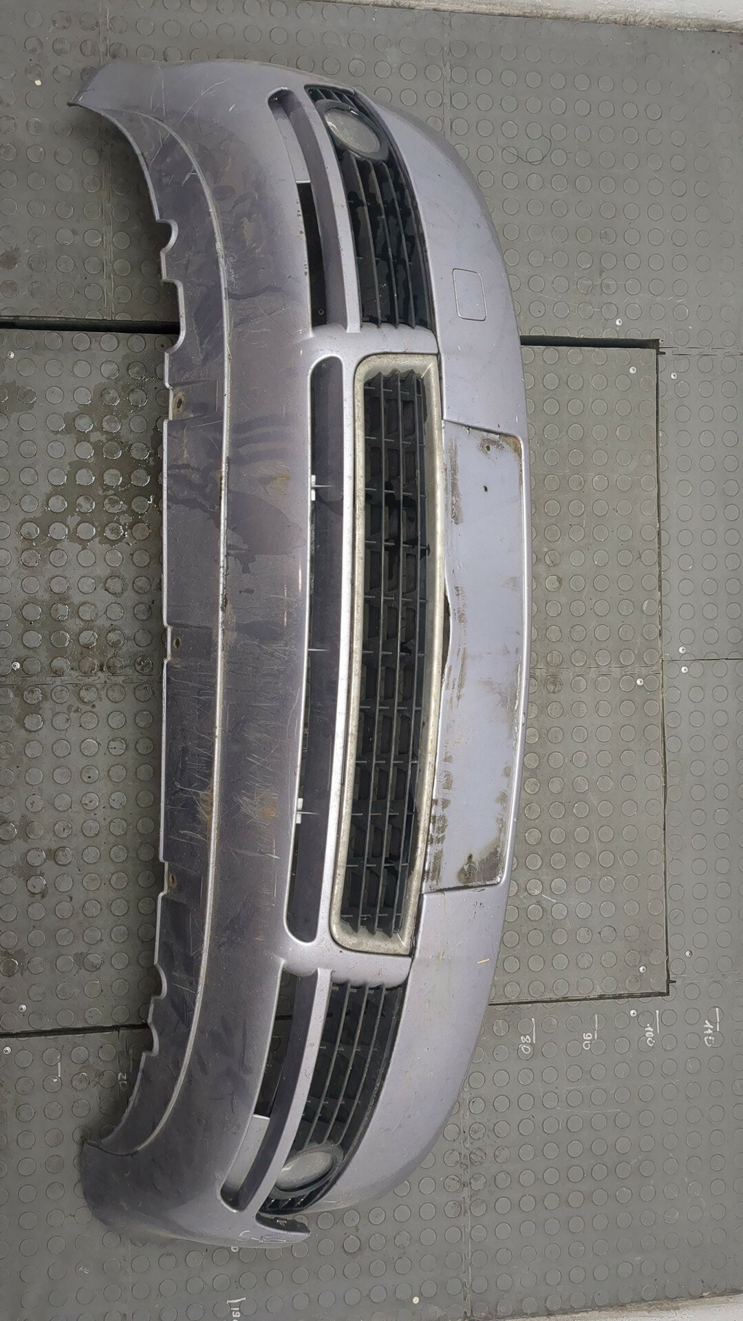 Бампер передний Audi A4 (B6) Б/У