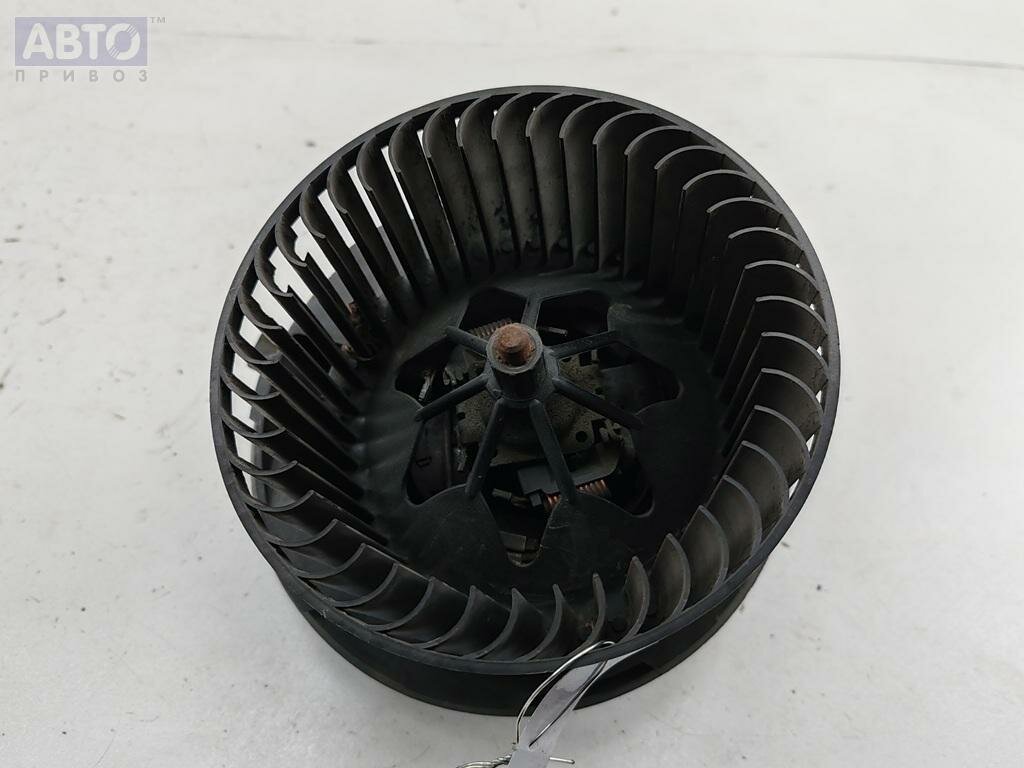 Двигатель отопителя (моторчик печки) Skoda Octavia mk2 (A5 1Z) 2004-2013