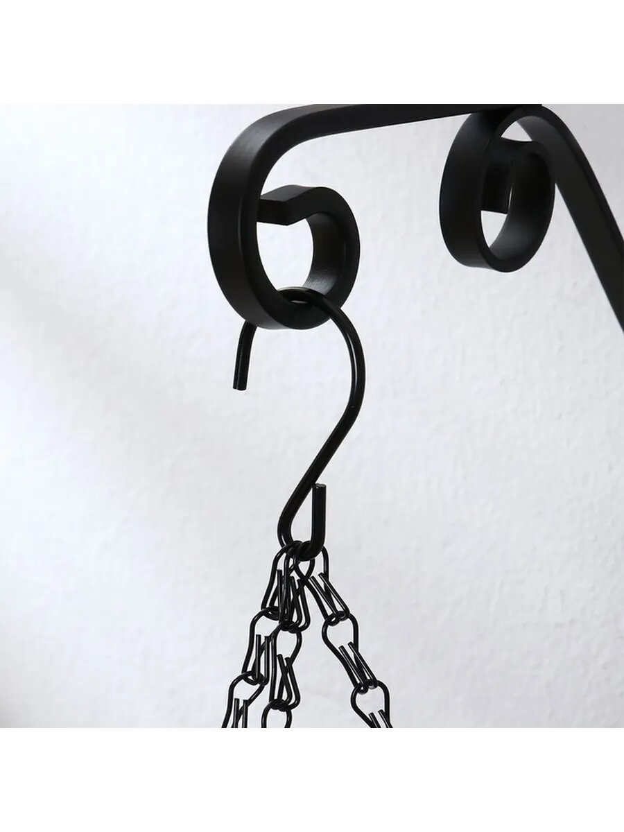 Стильное подвесное кашпо с кокосовым вкладышем