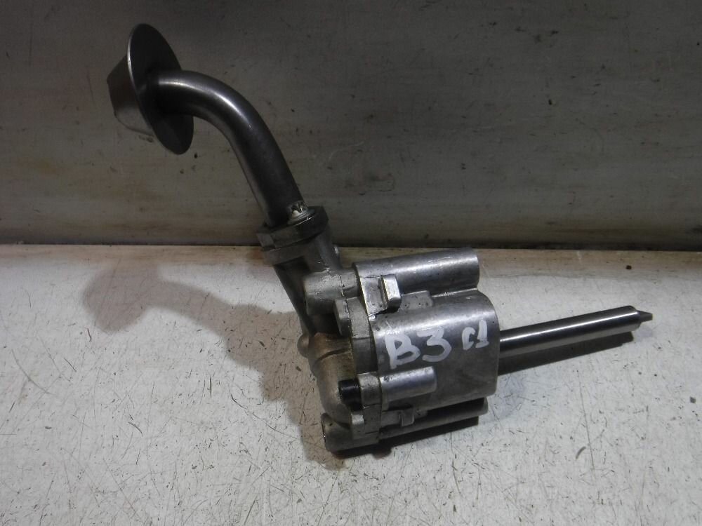 Насос масляный VW Passat B3