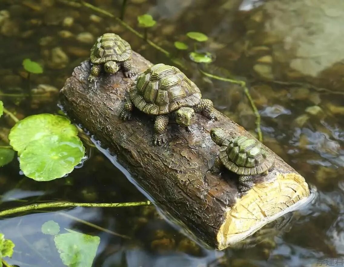 Фигурка садовая
