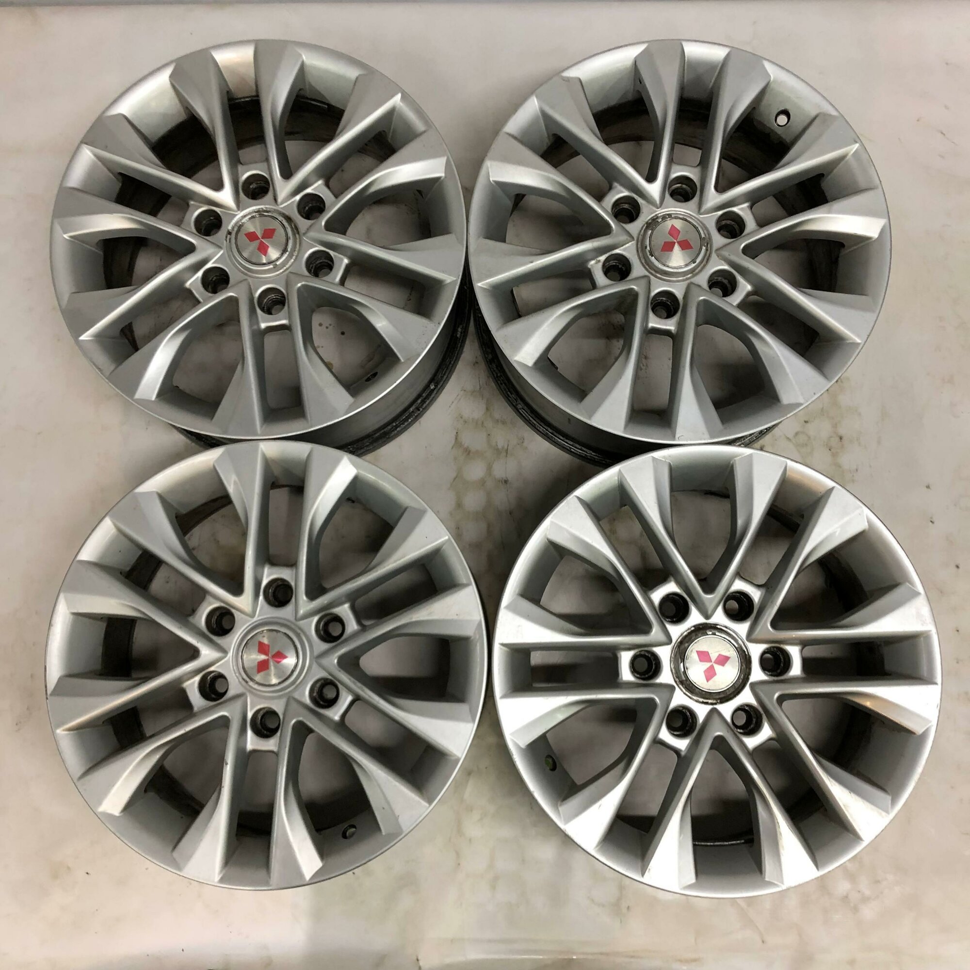 Колесные диски Replica 17x7.5 PCD 6x139.7 D67.1 ET38 (Реплика)