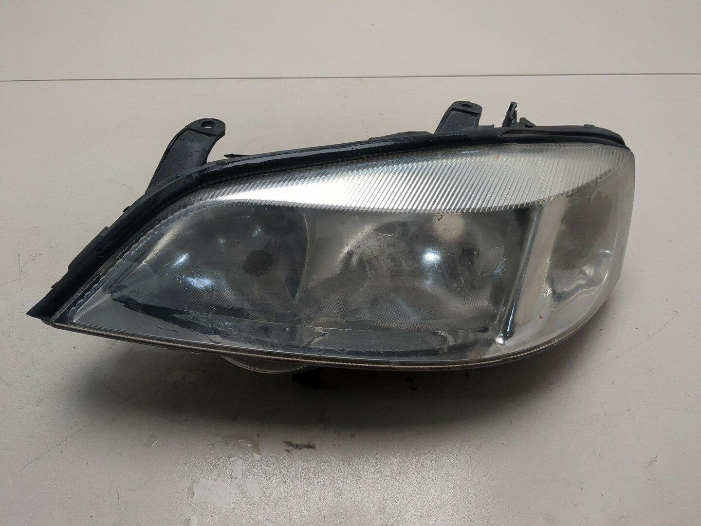 Фара (передняя) левая Opel Astra G Б/У