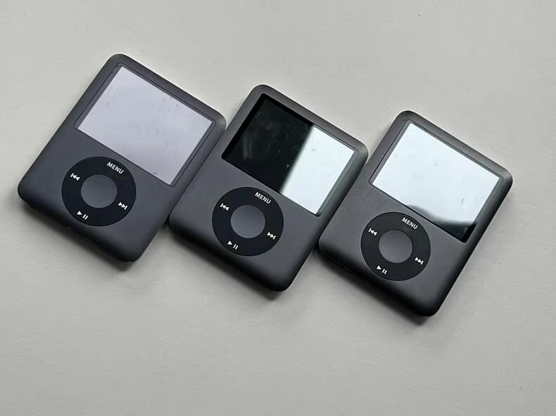Apple MP3-плеер 8 ГБ, черный