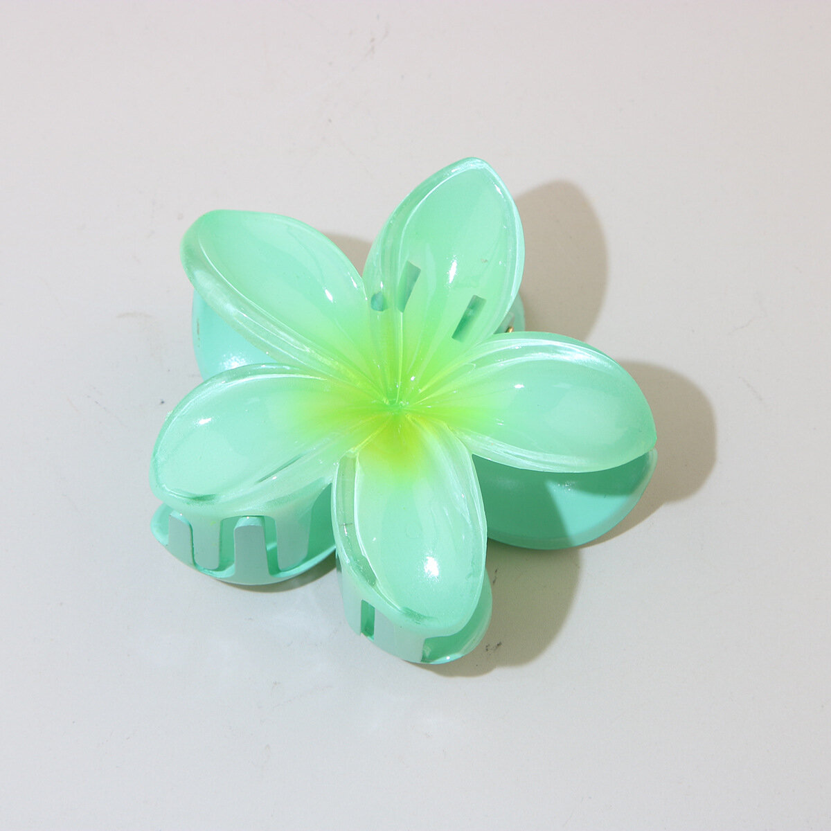 Европейская и американская кросс-бордерная цветная заколка для волос с плюмерией, цветочная зажимная заколка, винтажная элегантная полузажимная заколка для женщин, заколка для затылка в виде акулы