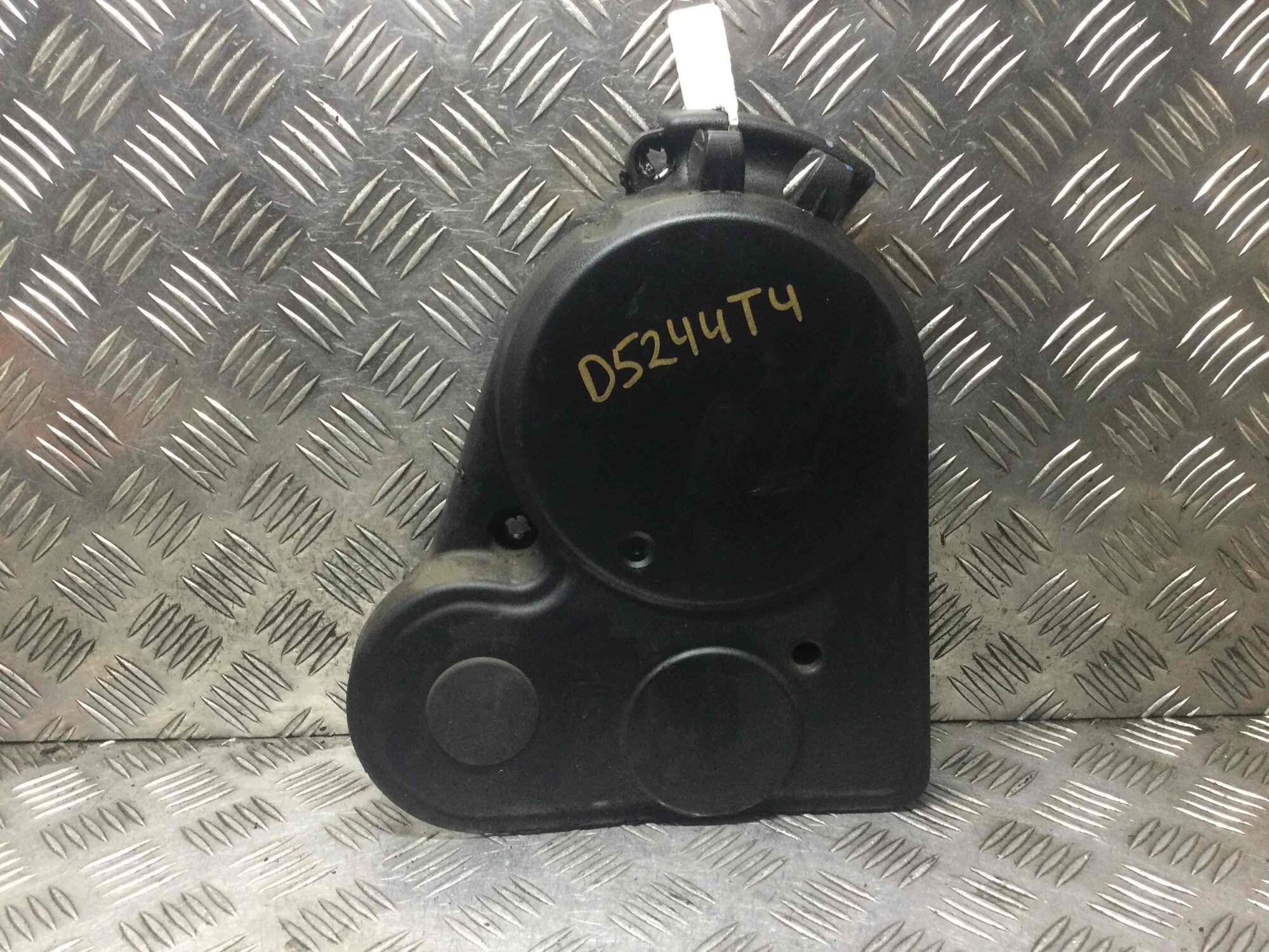 Б/У Защита (кожух) ремня ГРМ Volvo V70 2 поколение [рестайлинг] (2004-2008) 2006 г.