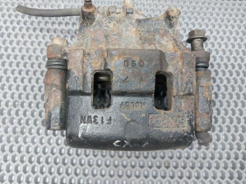 Суппорт тормозной Правый Передний Mazda CX7 2006-2009 (2.3 L3-VDT) Б/У с пробегом Арт. 16342 — фото 1