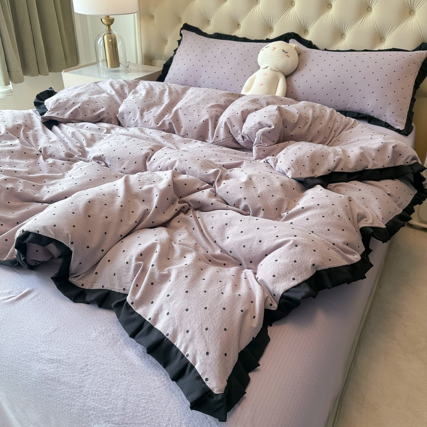 Новая модель 2026 года: четырехпредметный комплект из двухслойной марли с черным кружевом, комплект из четырех предметов из стираного хлопка, включает простыню, натяжную простыню и пододеяльник, подходит для машинной стирки.