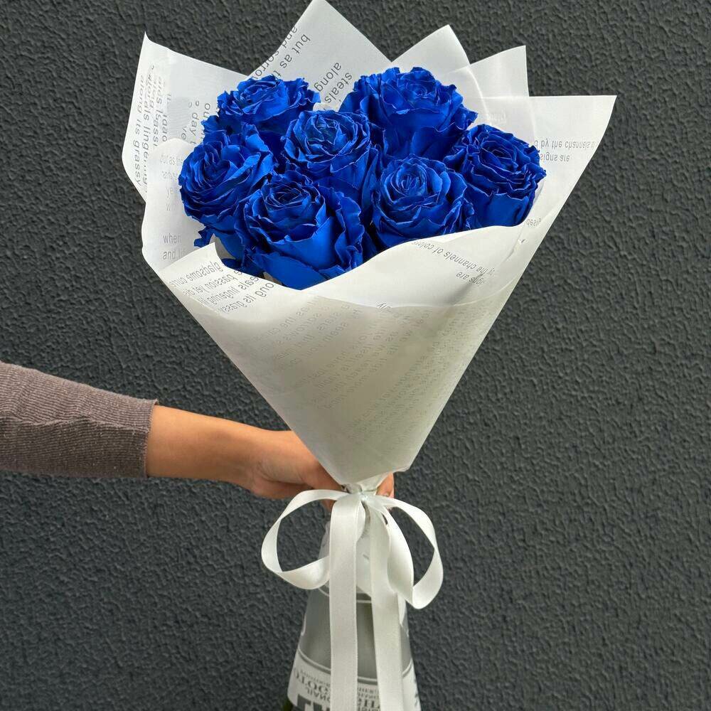 Букет 7 синих роз / Синие розы 7 шт. / Розы цвет синий эквадор / Цветы доставка