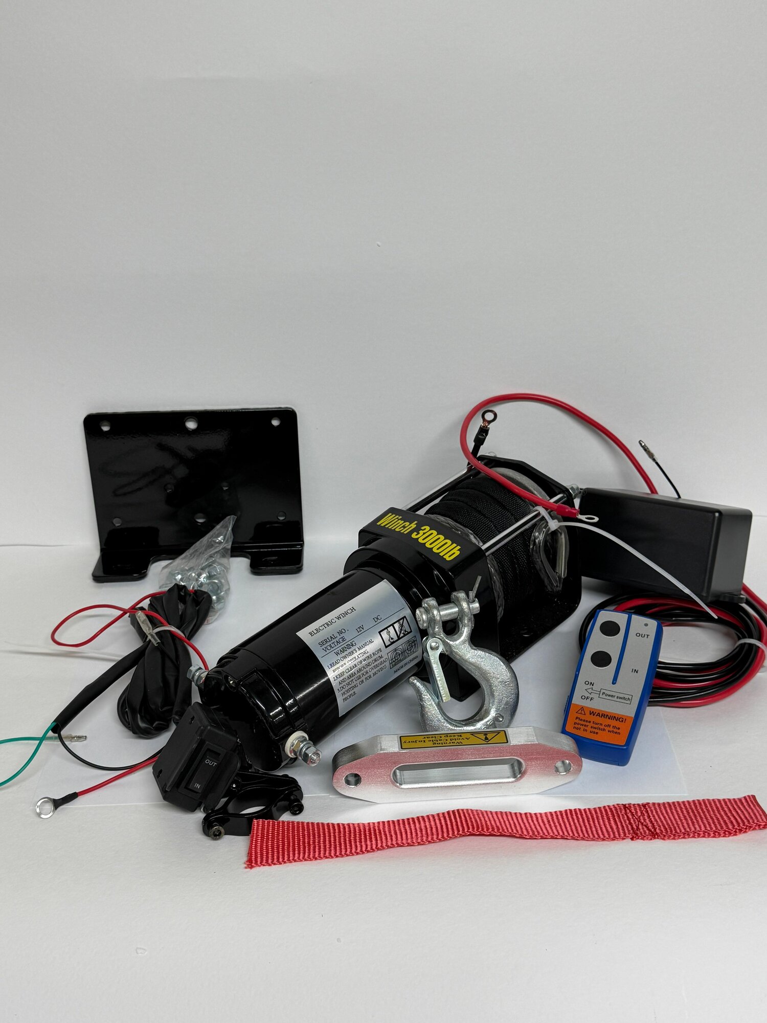 Лебедка электрическая 3000 lbs, 1361 кг, 12V, кевларовый трос, с пультом управления, Electric Winch, ВездеТяг (1 шт. / комплект), арт: 9939-К