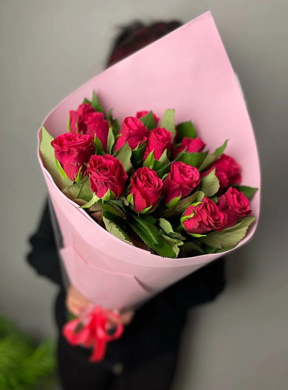 Букет из роз BOTANIQUE FLOWER, розы 15 цветов с доставкой, высота 50 см, дизайнерская упаковка фоамиран