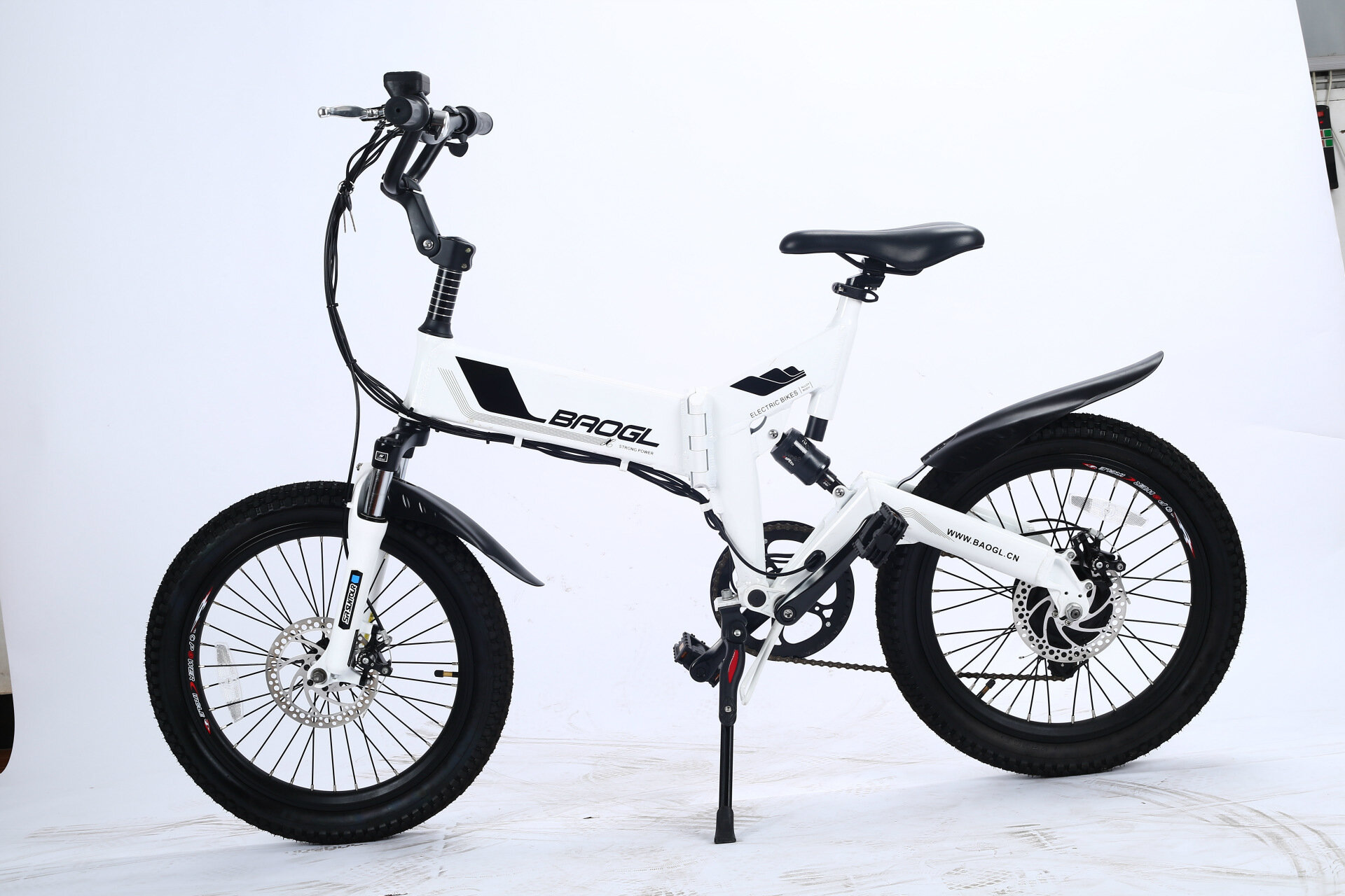 Электрический горный велосипед с литиевой батареей, складной электровелосипед, взрослый внедорожный велосипед из алюминиевого сплава, цельная конструкция.