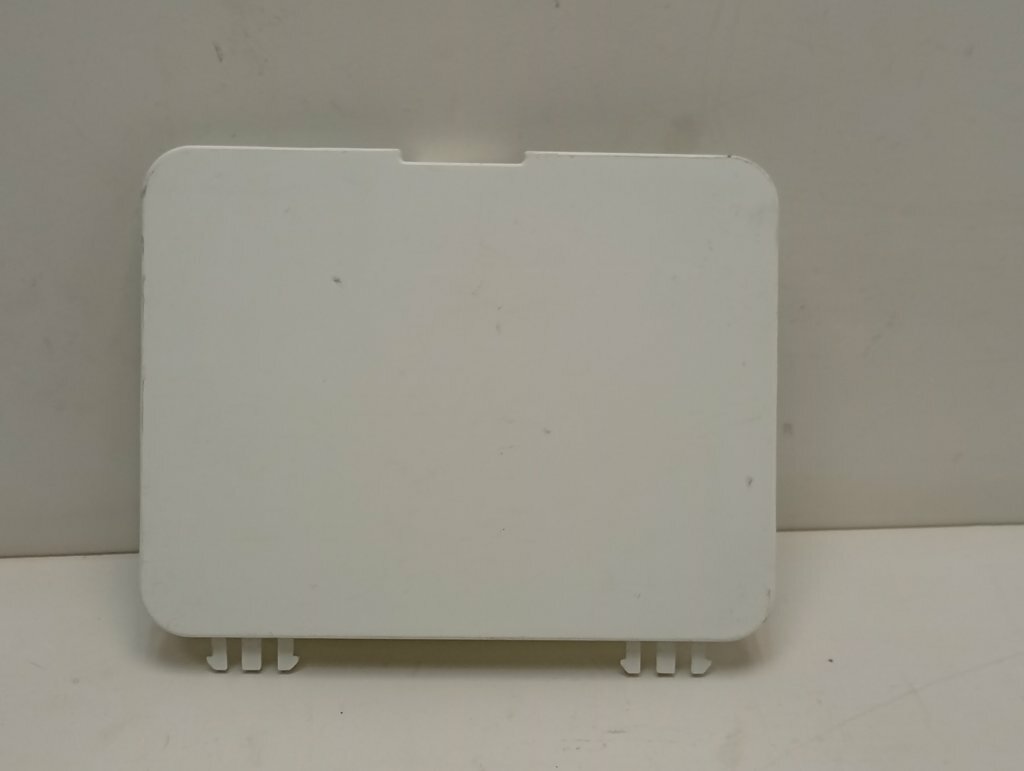 WF8590NFW кт62 Крышка сливного фильтра для стиральной машины Samsung DC63-00920A б/у