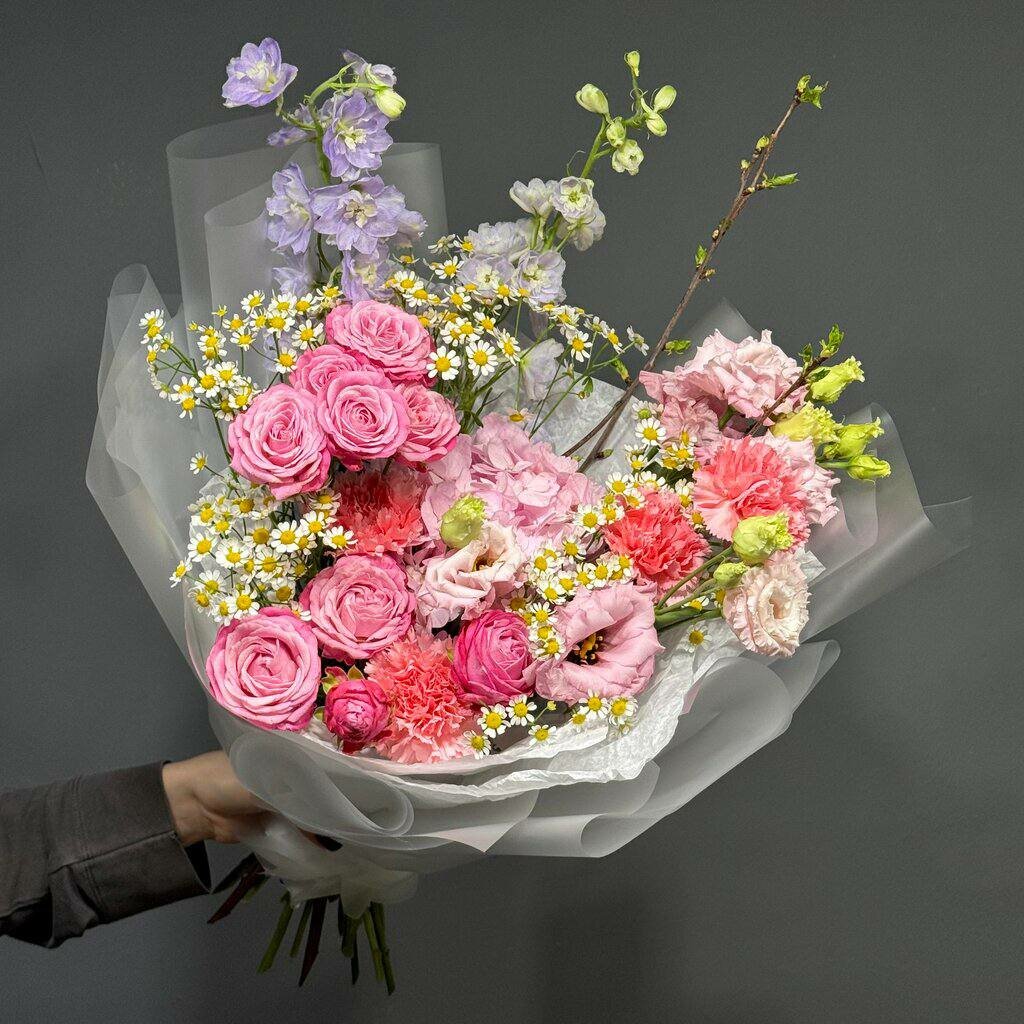 Букет гортензия, дельфинум, эустома и диантус, большой букет