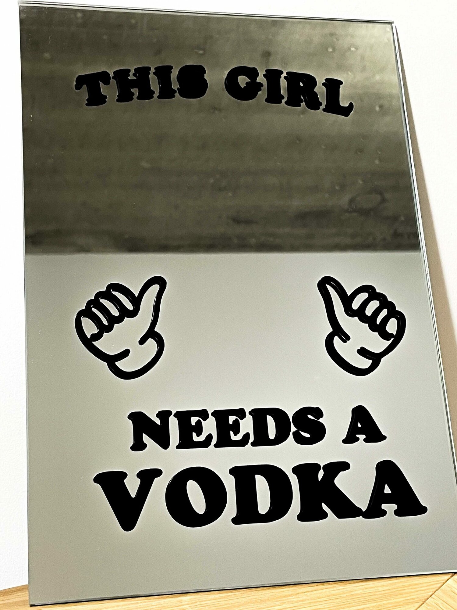 Зеркало интерьерное с графикой This girl needs a vodka, формат А4, размер 21×30 см, цвет чёрный, бренд Zrcatko