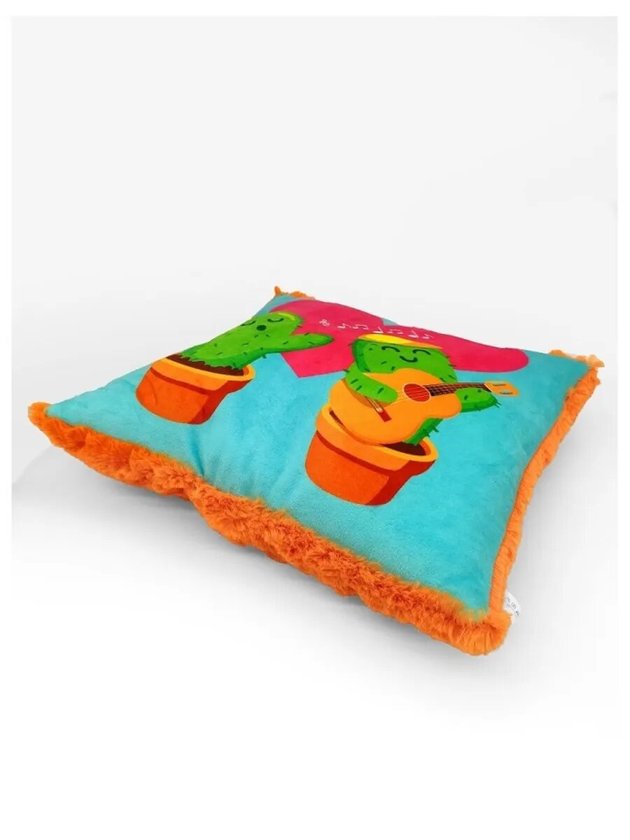 Мягкая игрушка-подушка Влюбленные кактусы / интерьерная по