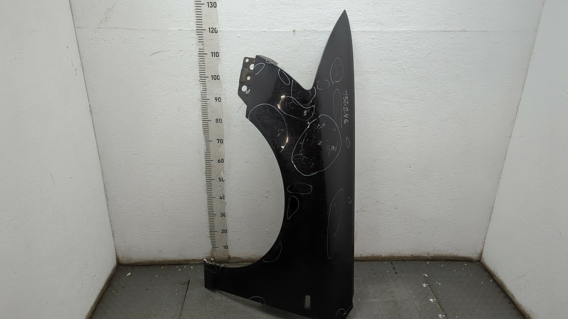 Крыло левое переднее Audi A6 (C6) Б/У