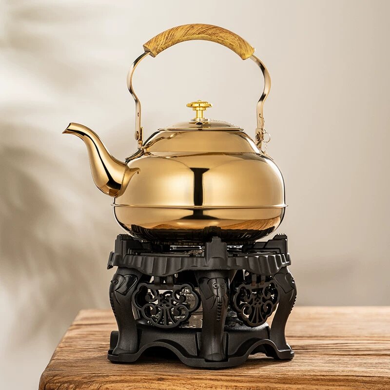 Чайный домик в гонконгском стиле, классическая спиртовая плита, чайник кунг-фу, изолированный чайник, ресторан, чайник