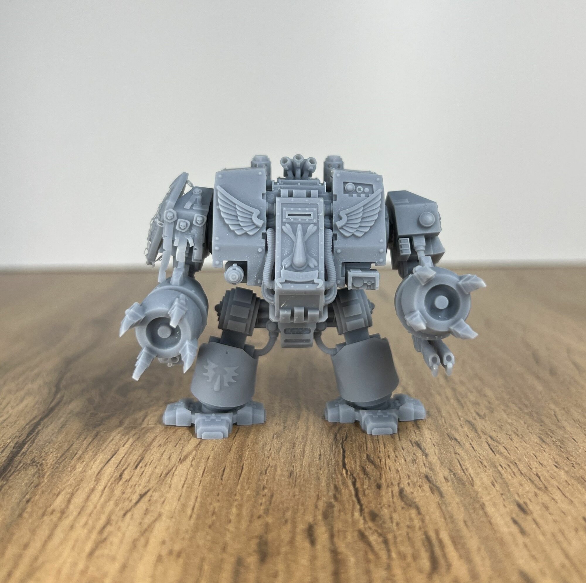 Warhammer 40000 Furioso Dreadnought / Набор миниатюр для настольной игры