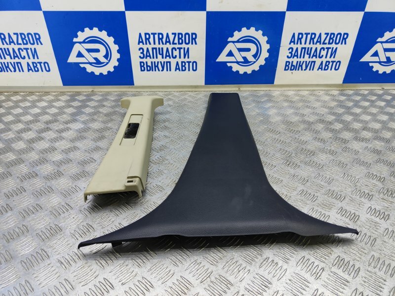 Б/У Обшивка стойки центральной правой Nissan Note 1 E11 / Ниссан Нот 1 E11 1.6 HR16DE 110 Л.С 2007
