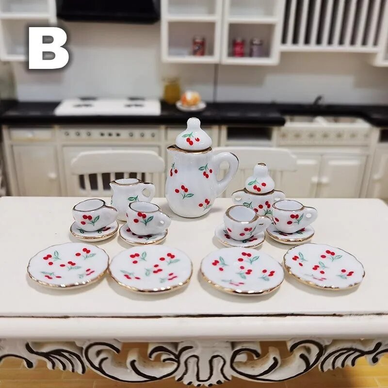 Миниатюрная фарфоровая посуда для кукольного домика 1:12