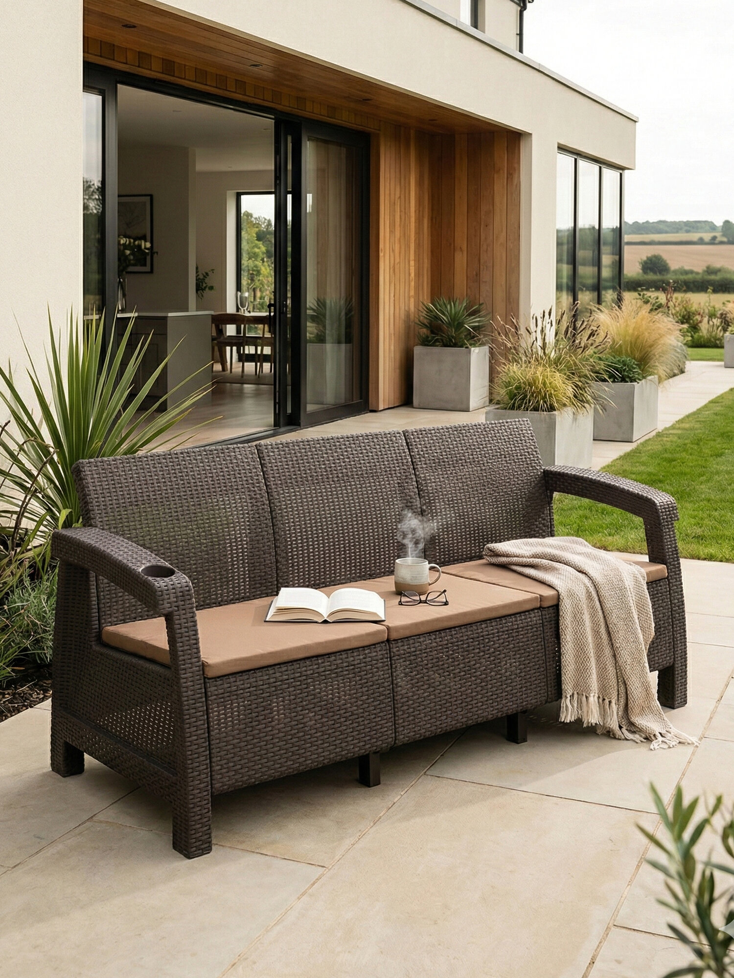 Диван 3-х местный из пластика Бриз диван-3, шоколад