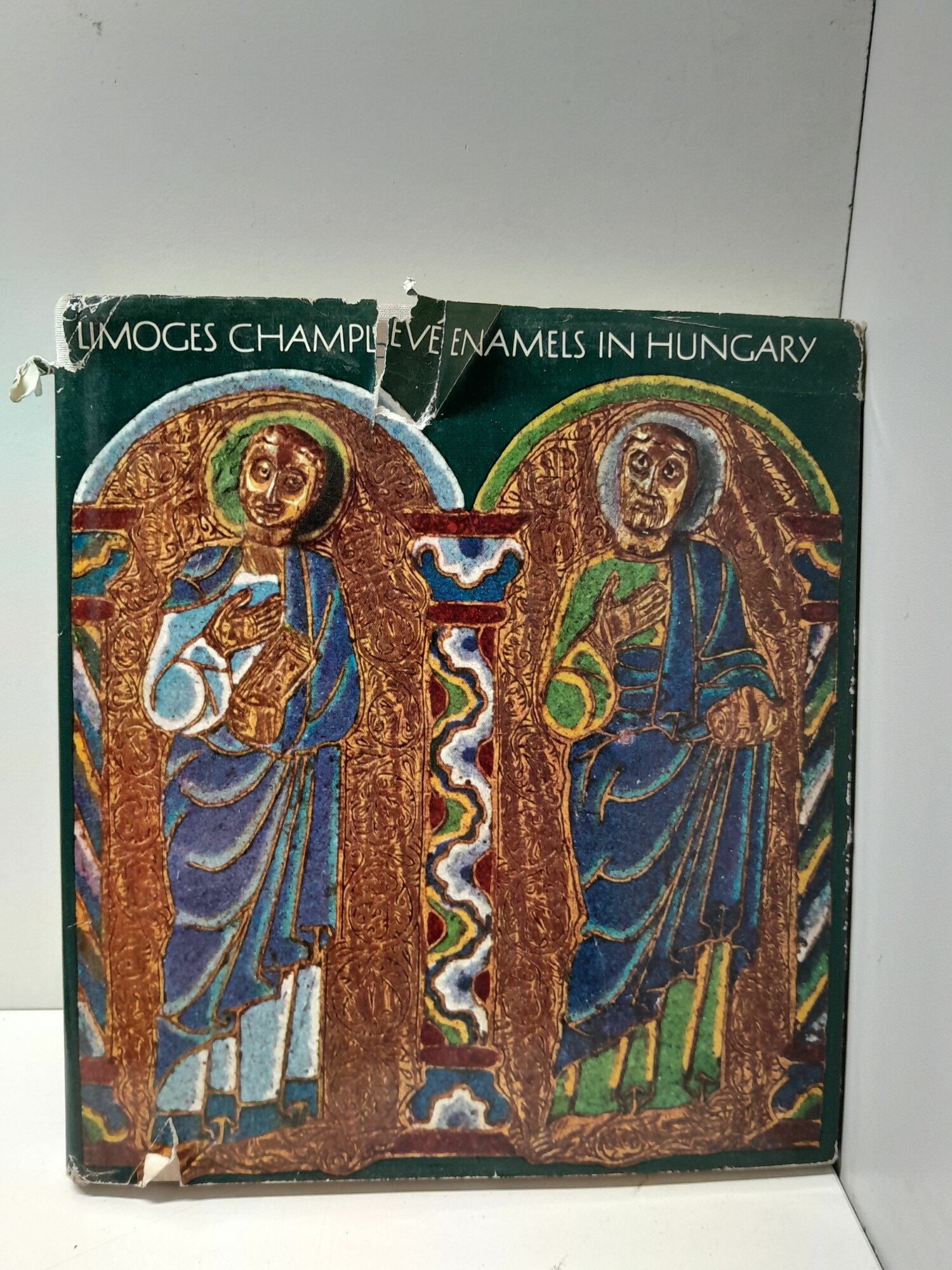 Эва Ковач. Лимож Шамплеве. Эмаль в Венгрии / VA KOV CS LIMOGES CHAMPLEV ENAMELS IN HUNGARY