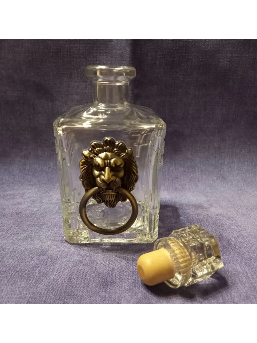 Графин 0,7л граненый Лев