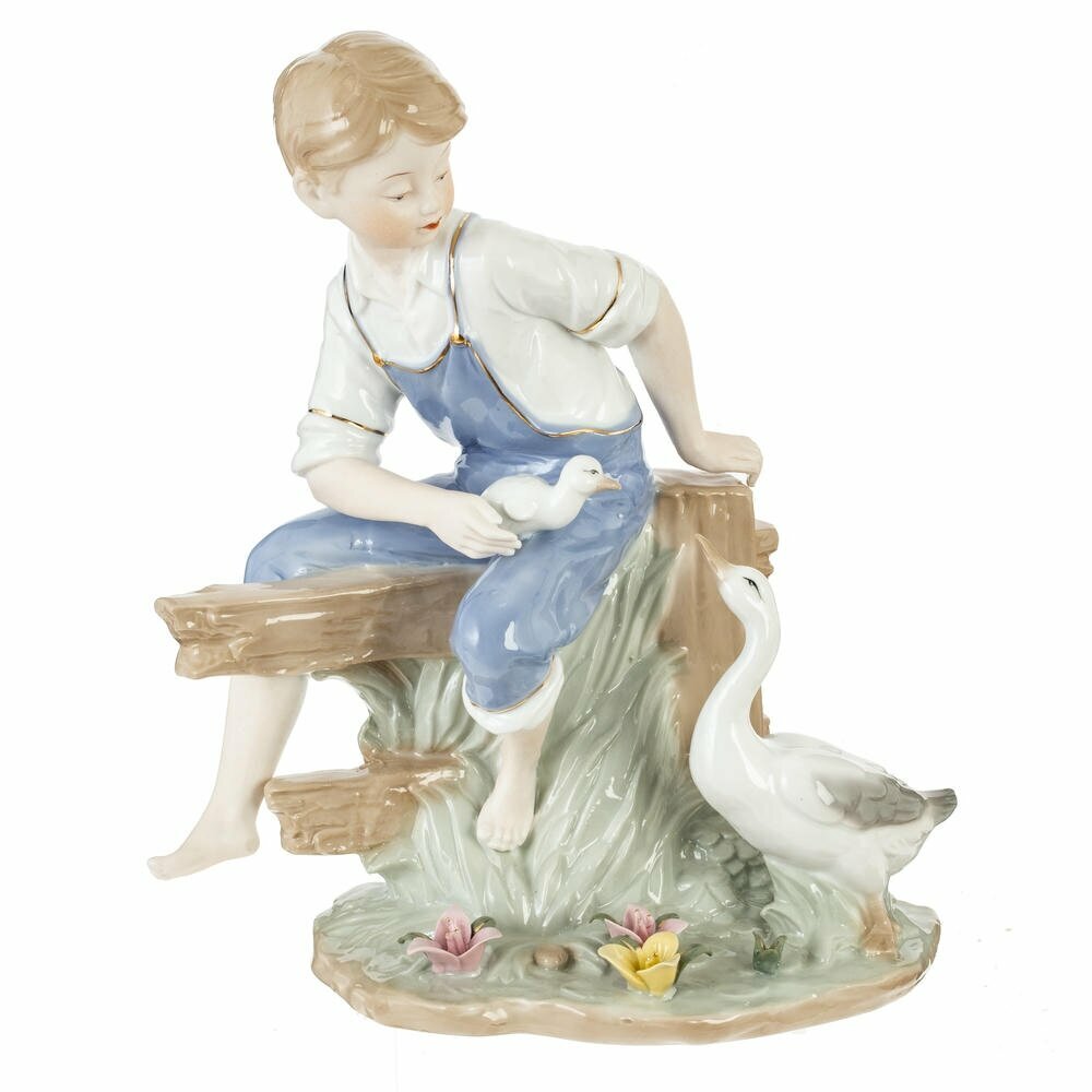 Фигурка декоративная Мальчик, 24х14х28 см KSM-820271