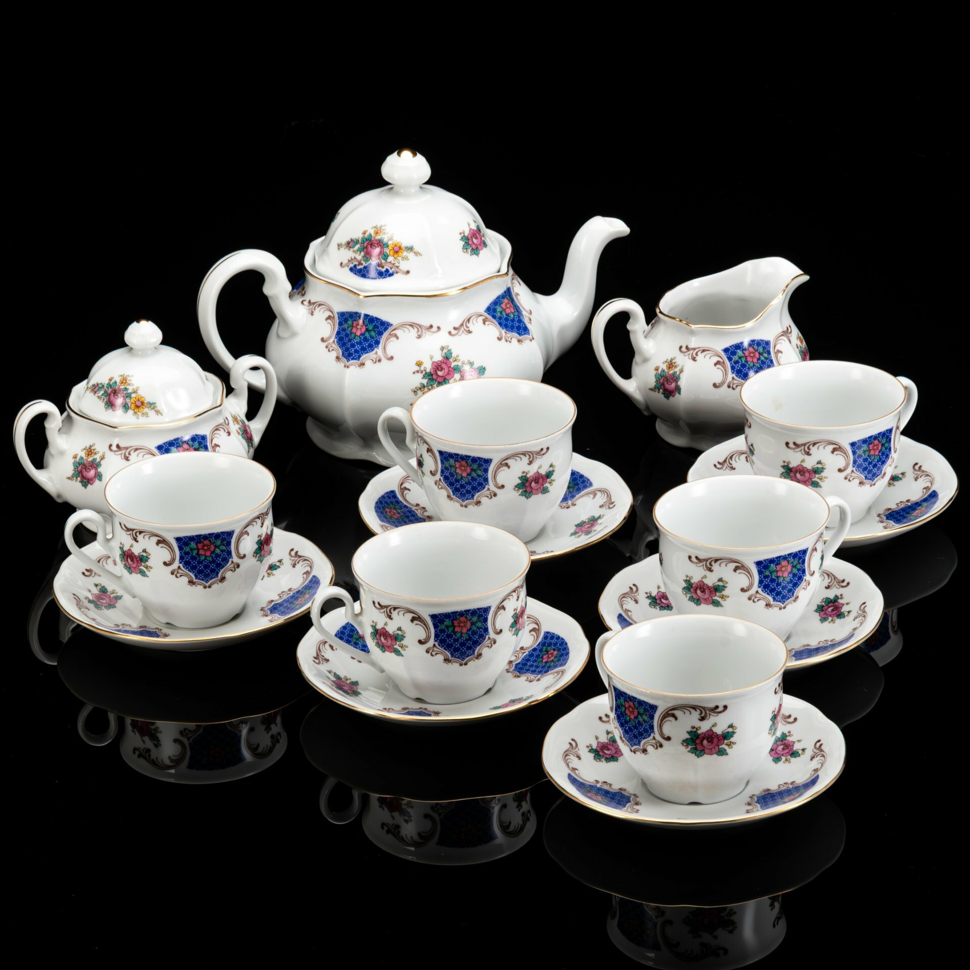 Сервиз на 6 персон (15 предметов) с цветочным декором, фарфор, деколь, золочение