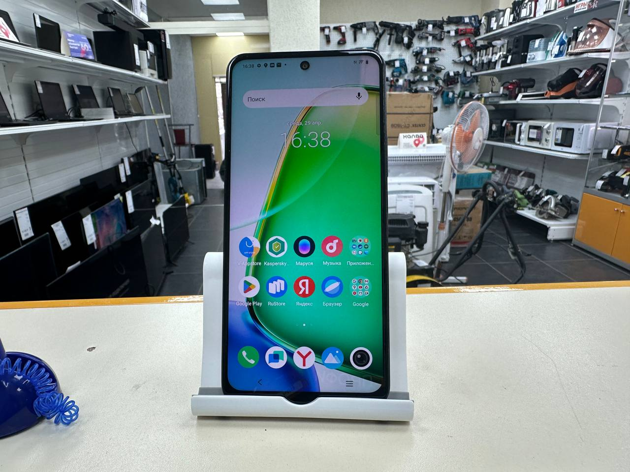 Vivo Смартфон Y28 8/256 ГБ