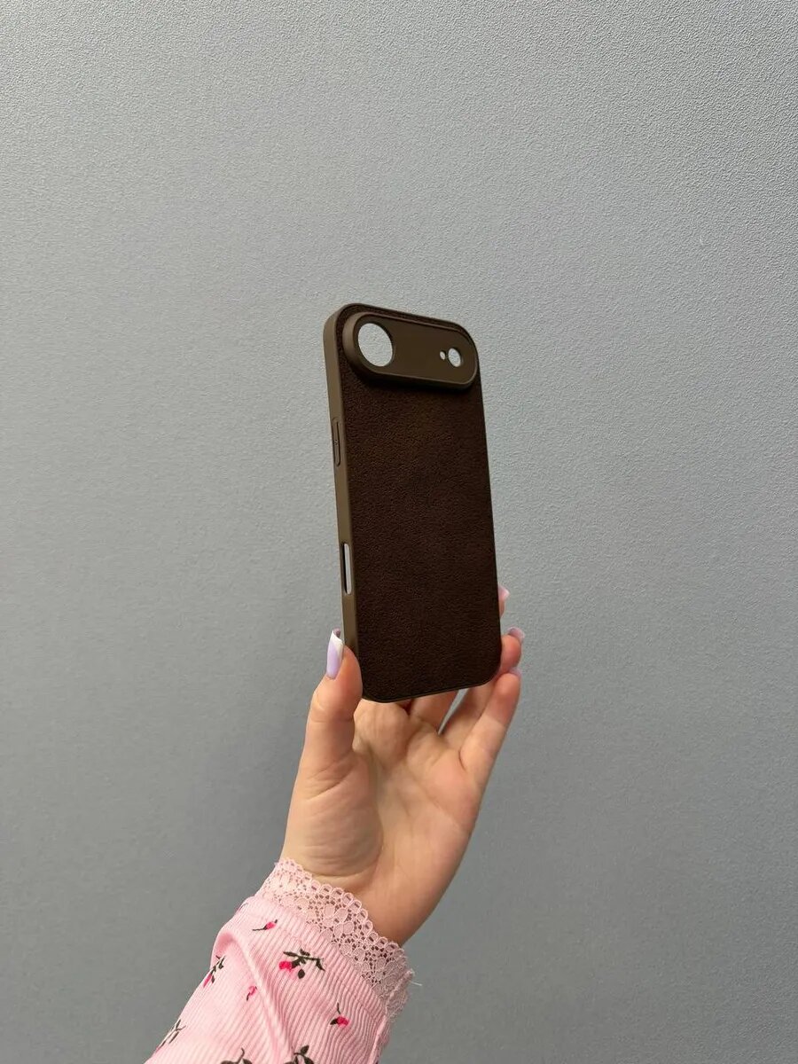 Чехол на Iphone 17 Air, цвет коричневый, необычный дизайн, приятный на ощупь . — фото 1