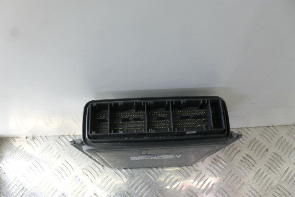 Блок управления двигателем для BMW 7 F01/F02 4.4 OEM 12148610680