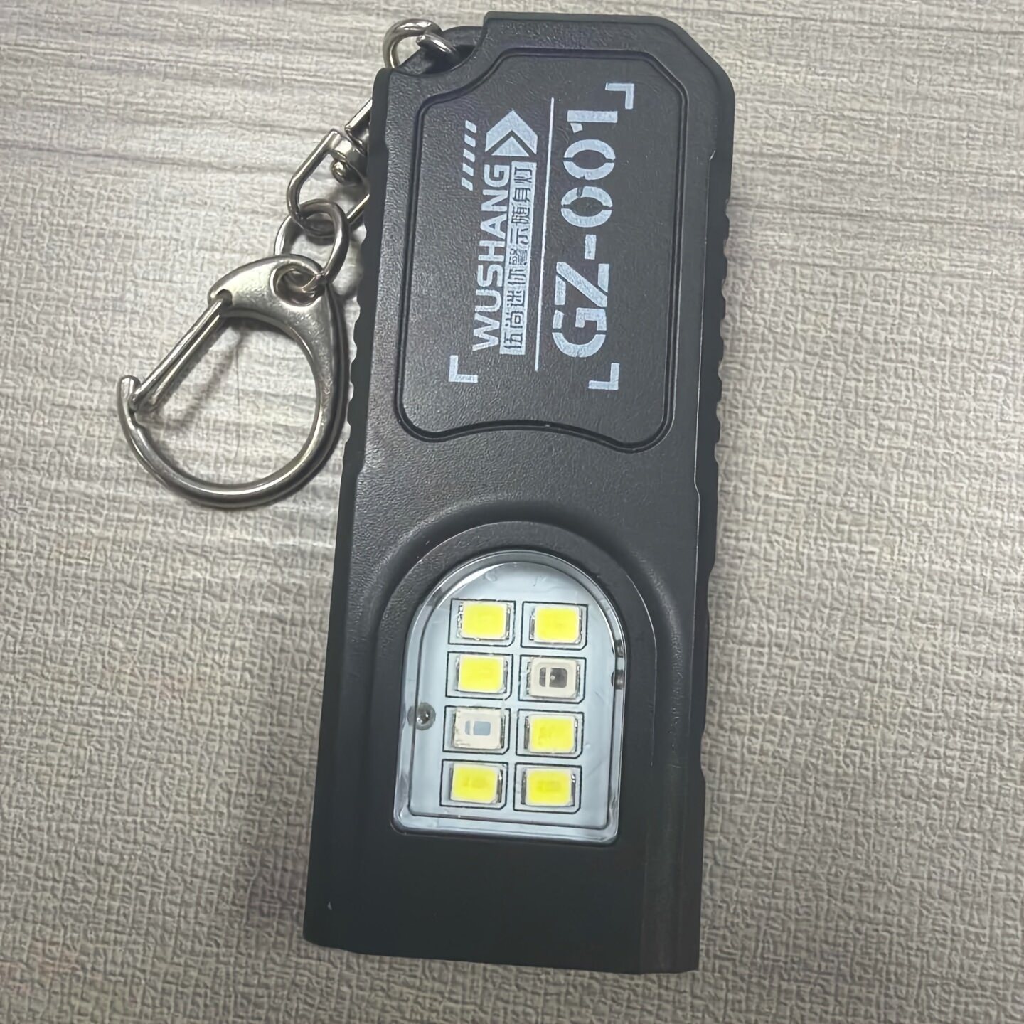 Мини портативный фонарик с USB-зарядкой, магнитным основанием и зажимом, 5 режимов свечения, аварийный фонарь для путешествий, 1 шт.