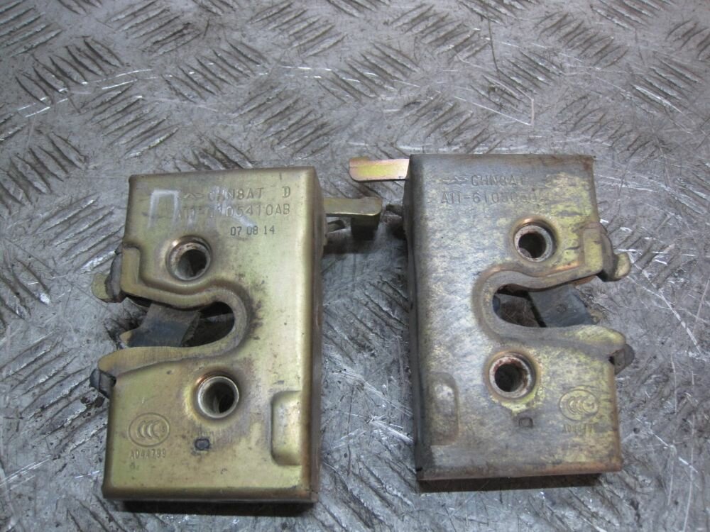 Замок двери Chery Amulet A15 1.6 2006-2012 A152803500BADQ