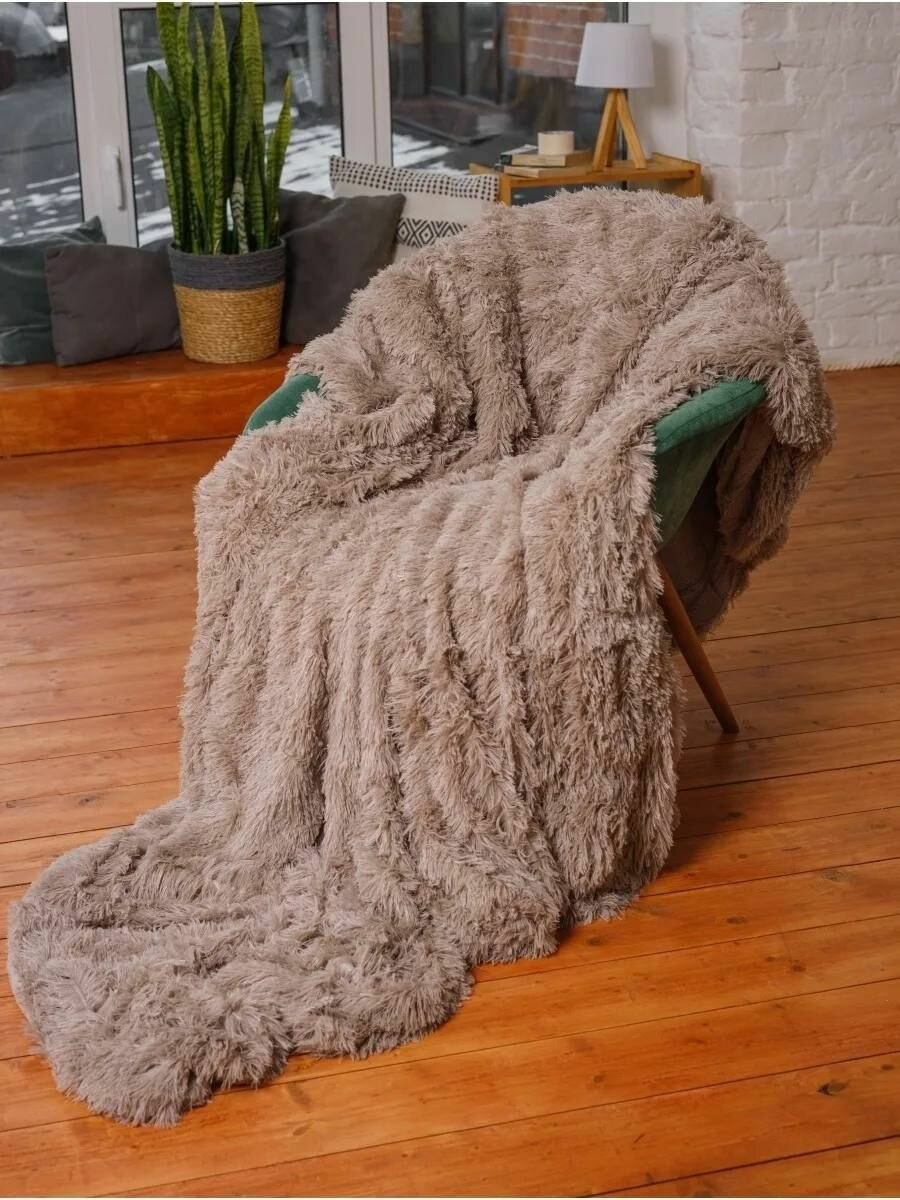 Плед пушистый на диван, на кровать Евро 200х220 травка мех / темно-бежевый